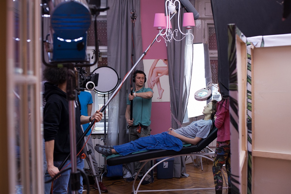 Premijera kratkog diplomskog filma „Brazilka“ Sare Marković u Domu omladine Beograda - FCS