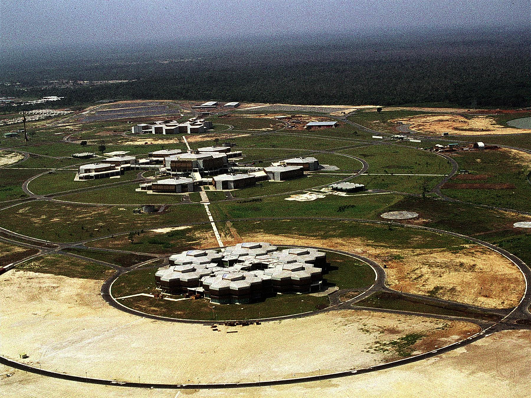 KOMLJENOVA ARHITEKTONIKA TELA - FCS