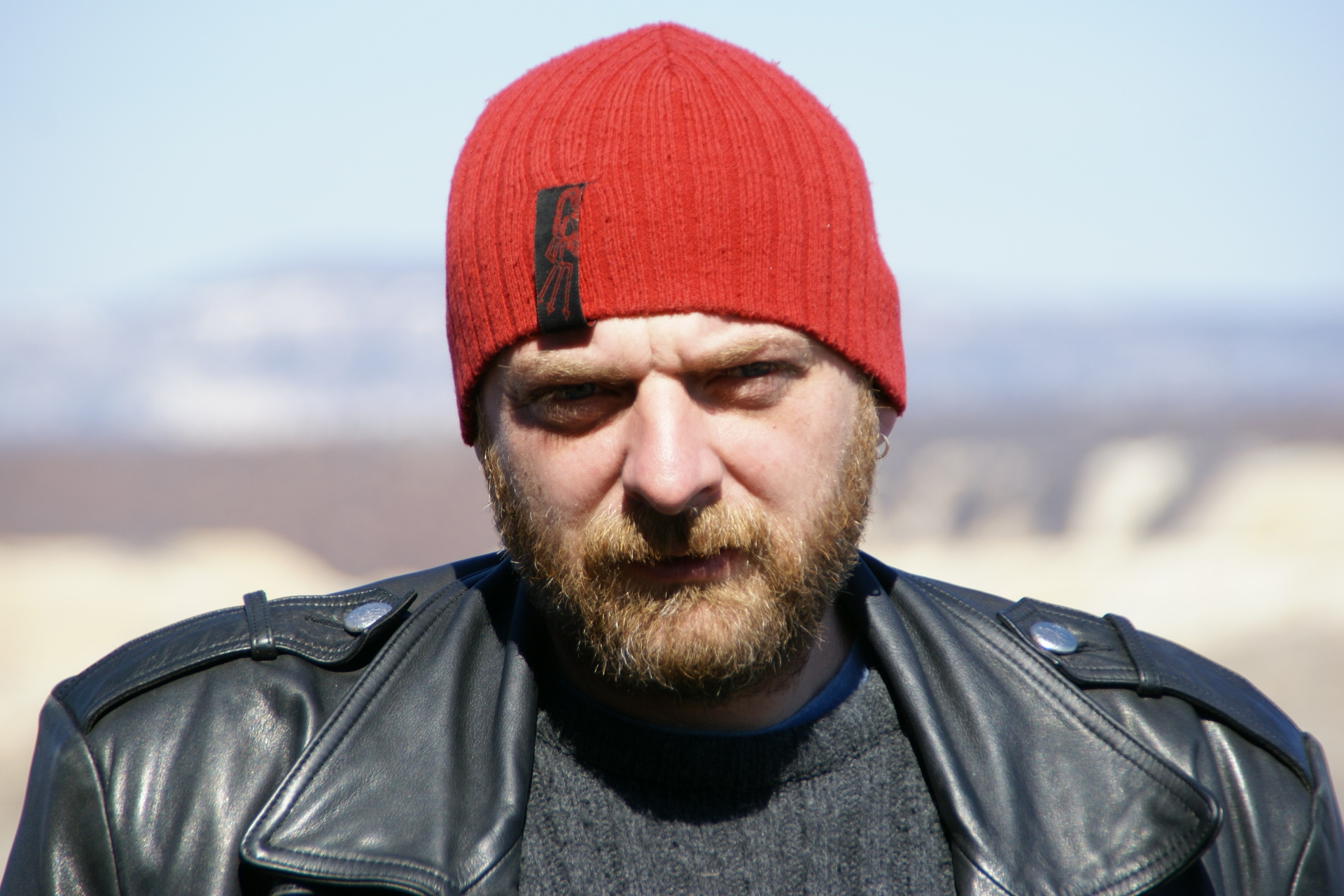 OLEG NOVKOVIĆ: „DA LI ĆE SLOBODA UMETI DA PEVA KAO ŠTO SU SUŽNJI PEVALI ...